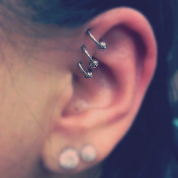 Mal Silver Captive Bead Ring – MyBodiArt